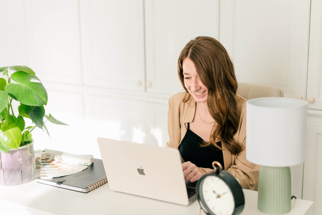 Amanda Shrader Photography | Brand Design - pressandpalm.com